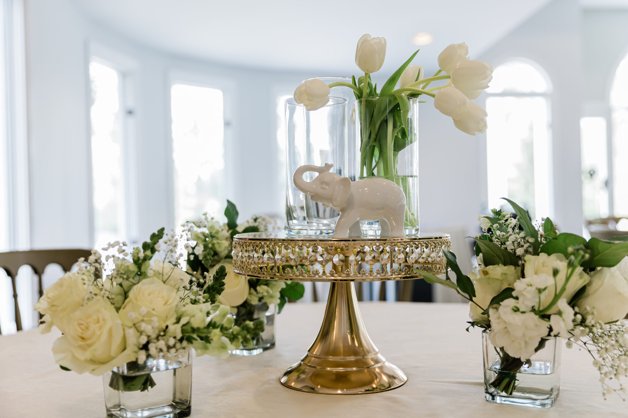 Timeless Spring Wedding at Ceresville Mansion | onelastavocado.com